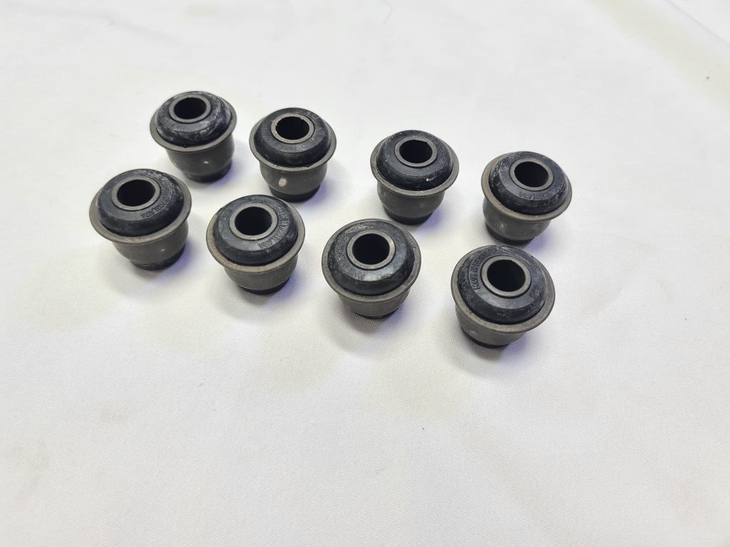 FIAT 128 RITMO ZASTAVA 101 YUGO RUBBER BUSHINGS FOR REAR AXLE CONTROL ...