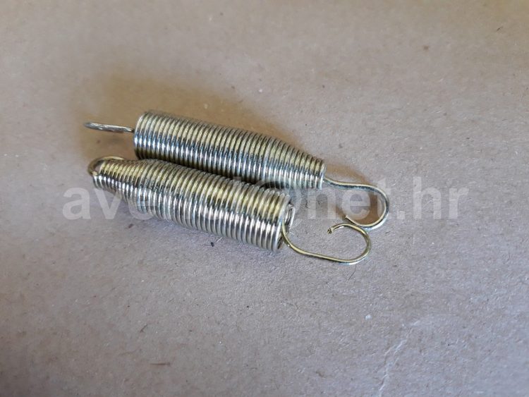 MAGARD THROTTLE LINKAGE RETURN SPRINGS KIT - Classic Performance Parts