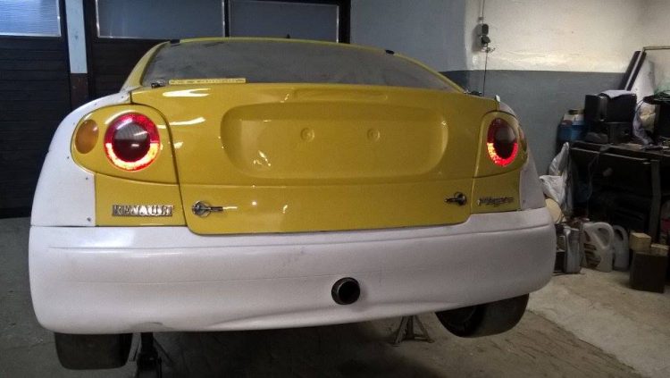 RENAULT MEGANE MK1 MAXI BODY KIT - Classic Performance Parts