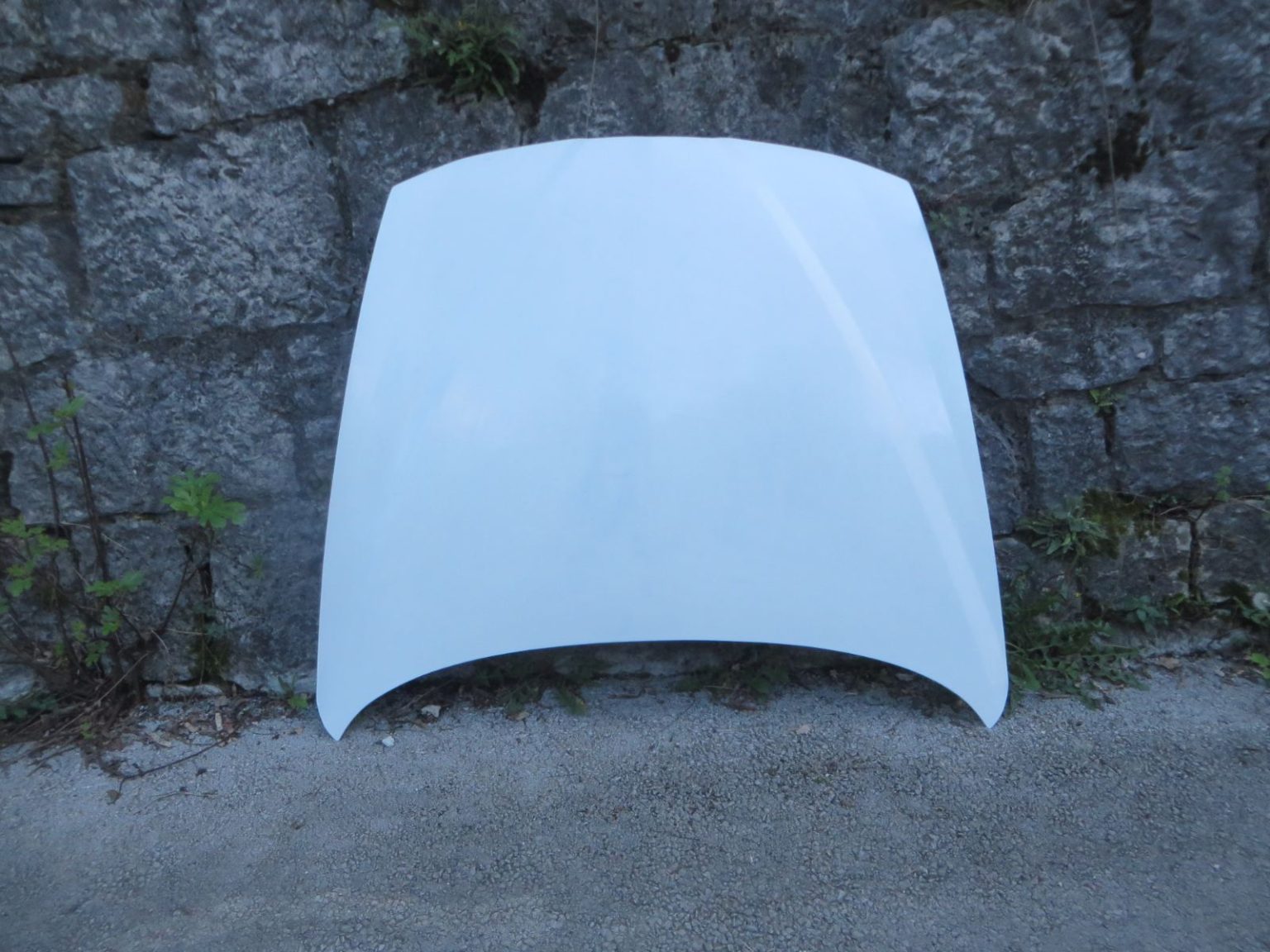 ALFA ROMEO 156 FIBERGLASS FRONT BONNET - Classic Performance Parts