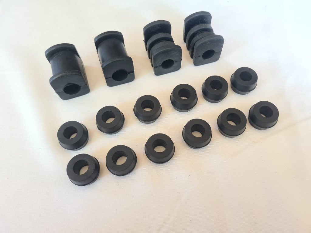 FIAT 850 FRONT AND REAR ANTI ROLL BAR RUBBER BUSHINGS SET - Classic ...